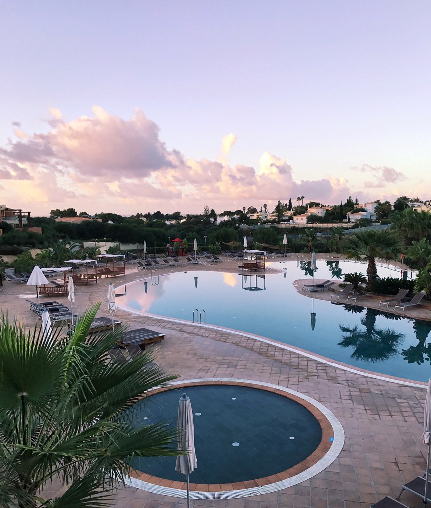 Monte Santo – AND A THOUSAND WORDS