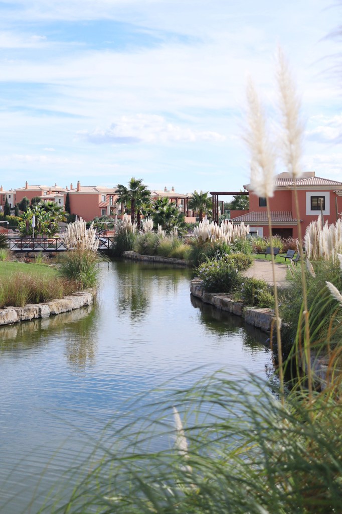 Monte Santo – AND A THOUSAND WORDS